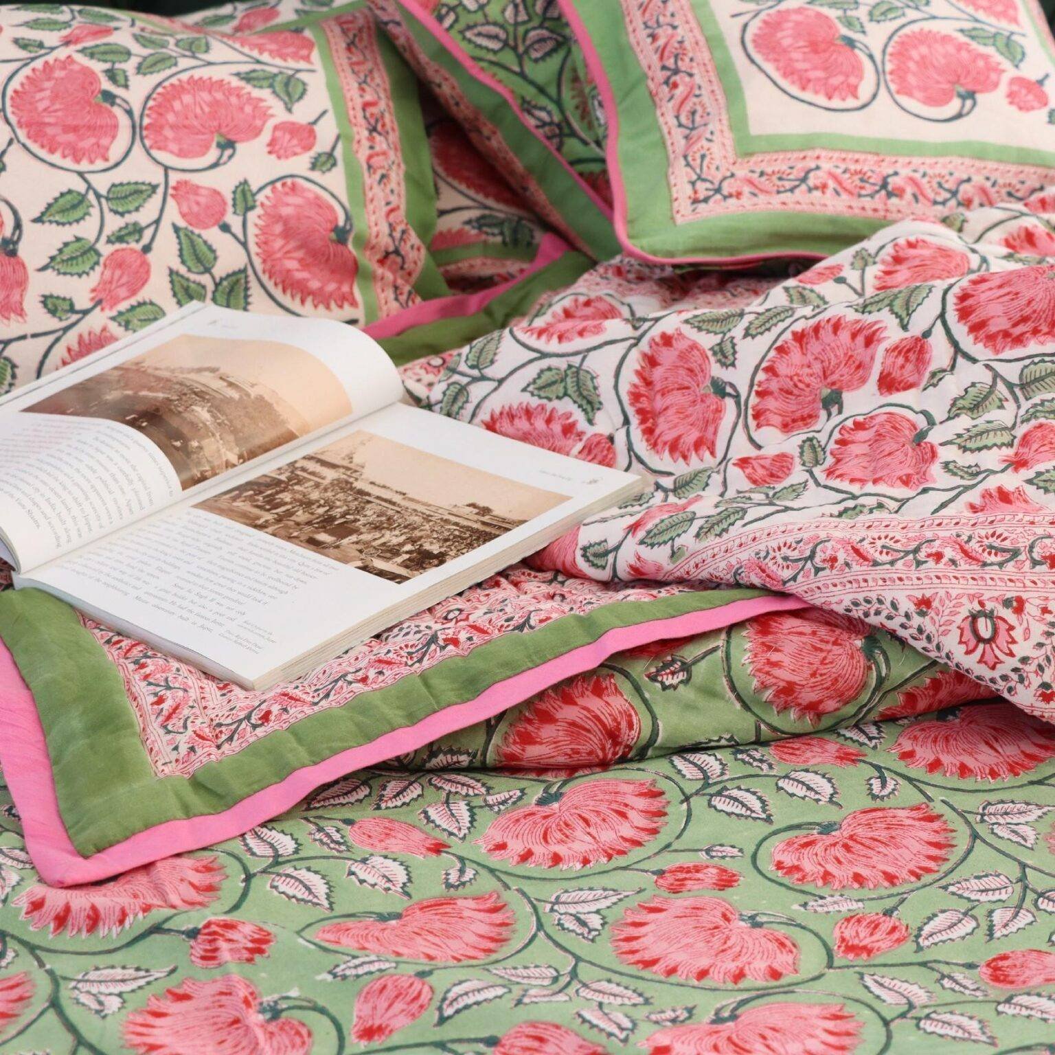 Heritage Blooms Handblock Cotton Bedding Set - CRAFTS IN INDIA